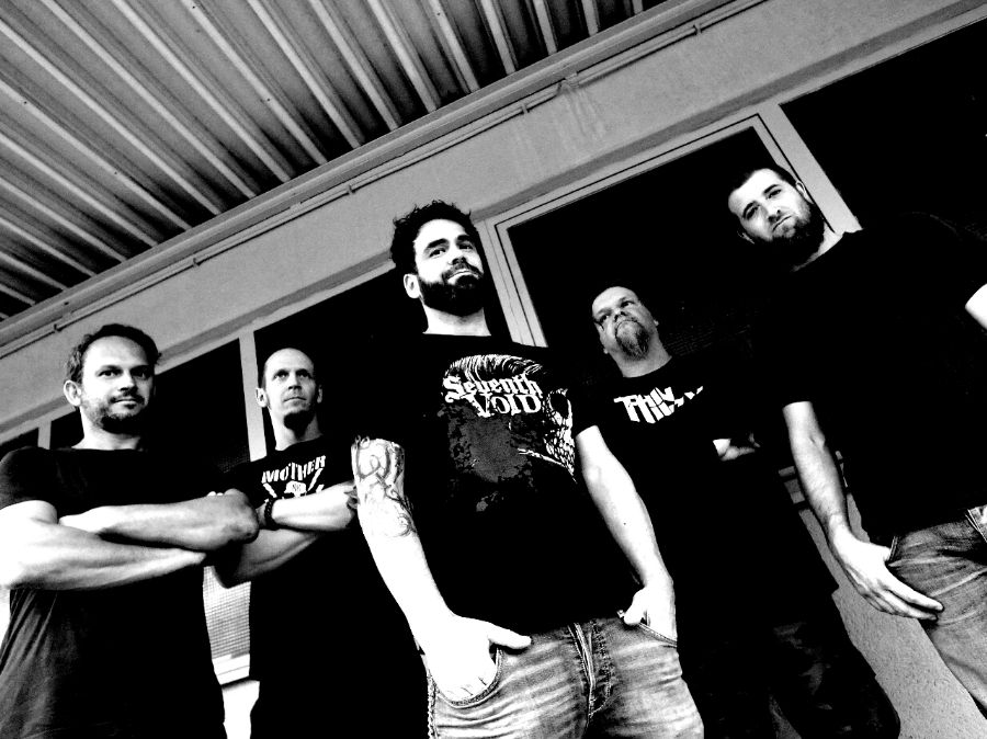 Interview mit Jochen (Gitarrist) von GRAND MASSIVE